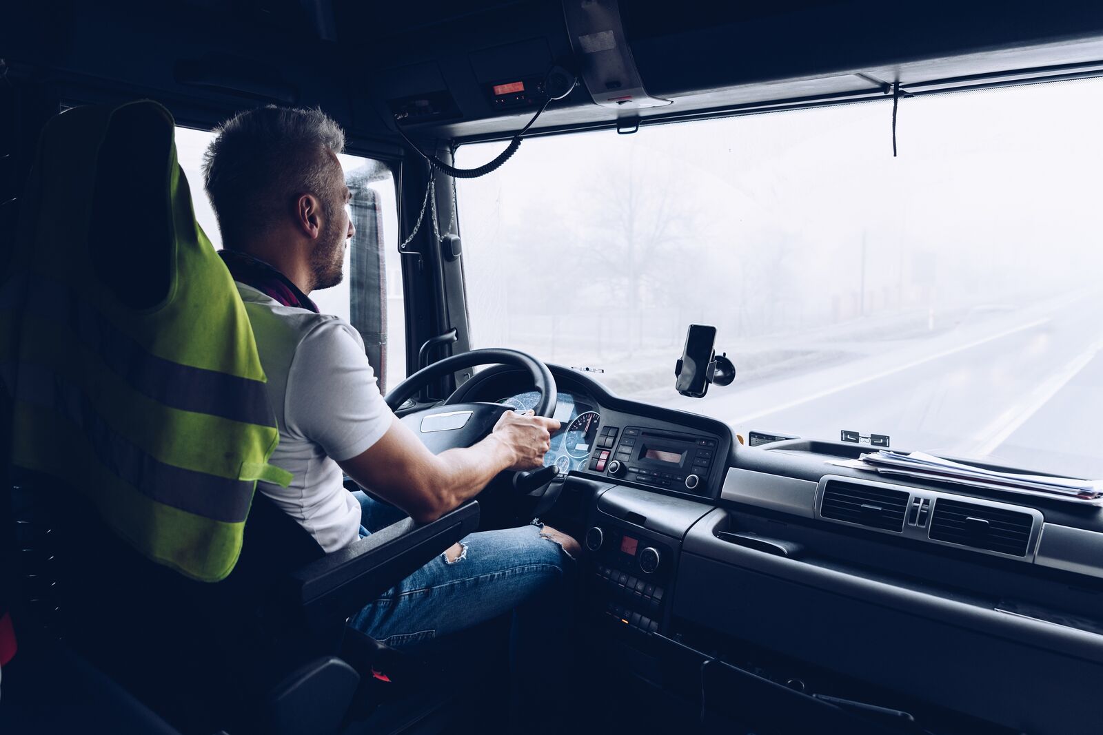 The complete Guide to Lorry Driver Salaries in the UK