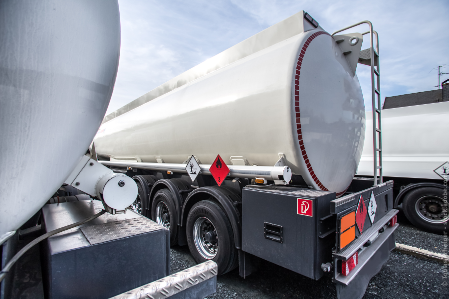 Zasady przewozu towarów niebezpiecznych (transport ADR)